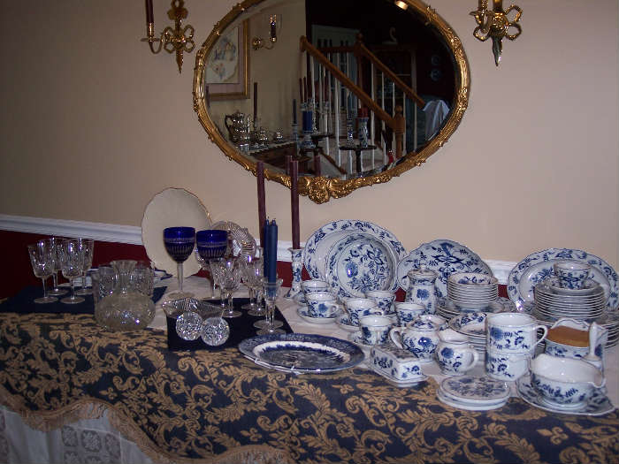 ESTATE SALES BY COLLEEN in Rochester, NY starts on 4/20/2013