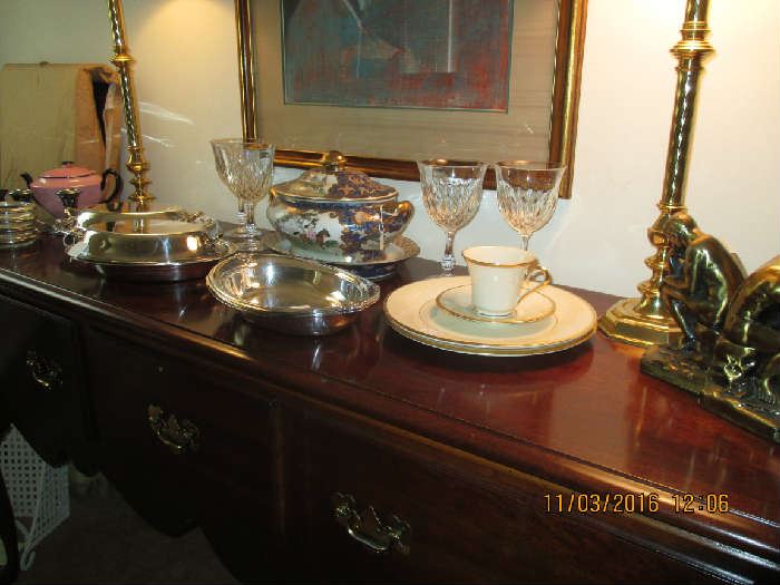 Emily Dearman Antiques, Appraisal and Estate... starts on 11/18/2016