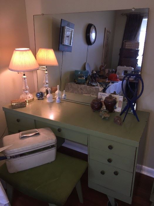 Lafayette Living Estate Sale of Spedale Florist... starts on 1/27/2017