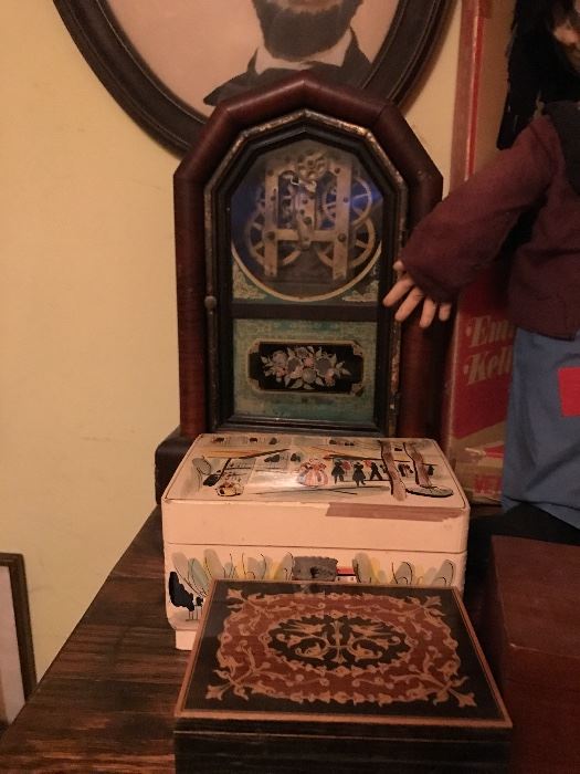 ANTIQUE SALE WARREN ESTATE OF DOUG & BARB starts on 2/1/2017