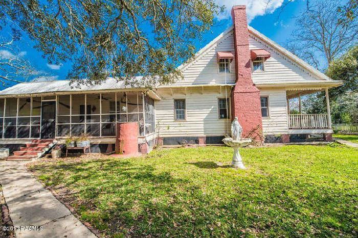 1880s French Acadian Plantation with 2 Full Barns starts on 5/11/2017