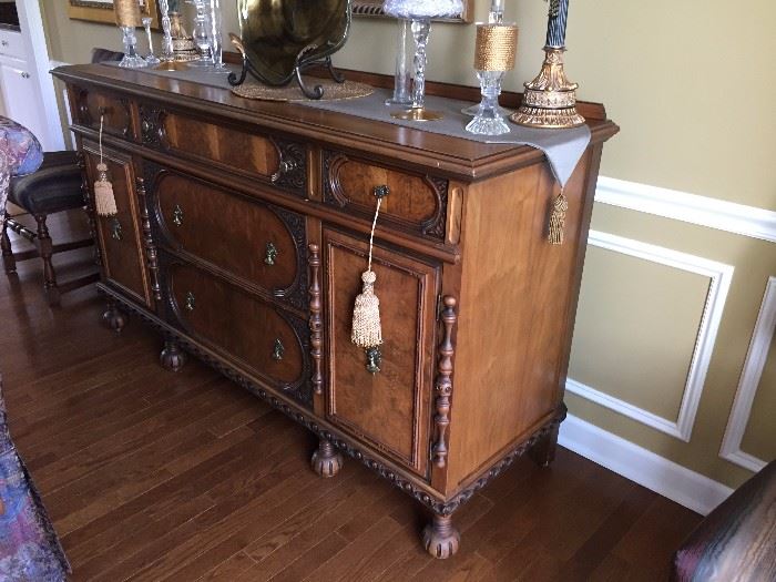 Avenue Estate Sales - Naperville - Wow in... starts on 6/2/2017