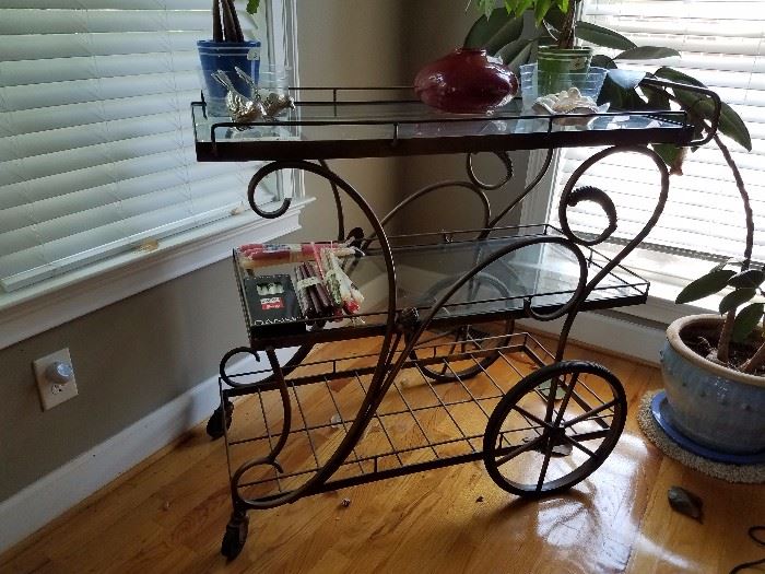 DIVINE FINDS PRIVATE ESTATE SALE IN MARTINEZ starts on 5/18/2017