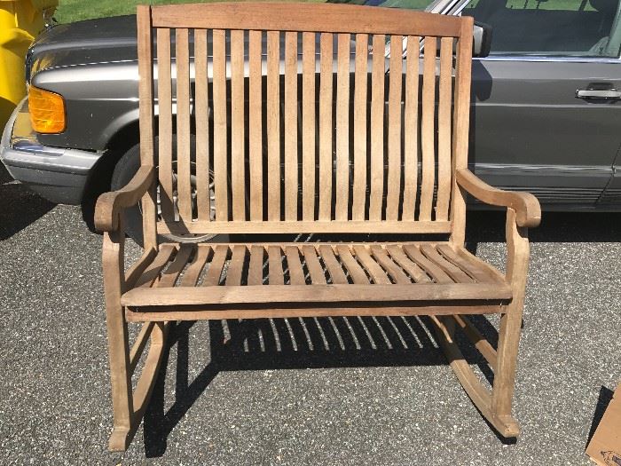 Harwood Downsizing Sale starts on 9/15/2017