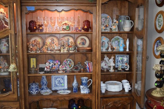 HUGE ESTATE SALE-NO FLOOD in Pearland, TX starts on 11/9/2017