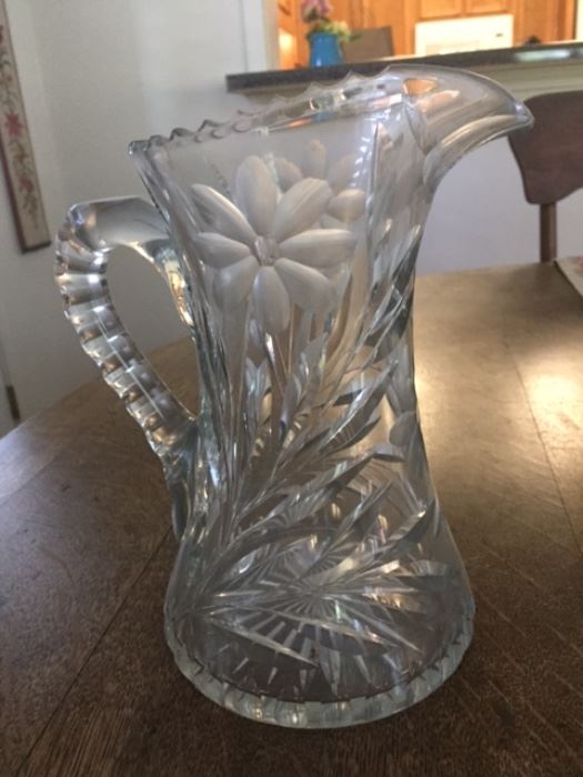 ESTATE SALE OF MRS. ANNE WALKER in Olive Branch, MS starts on 12/2/2017