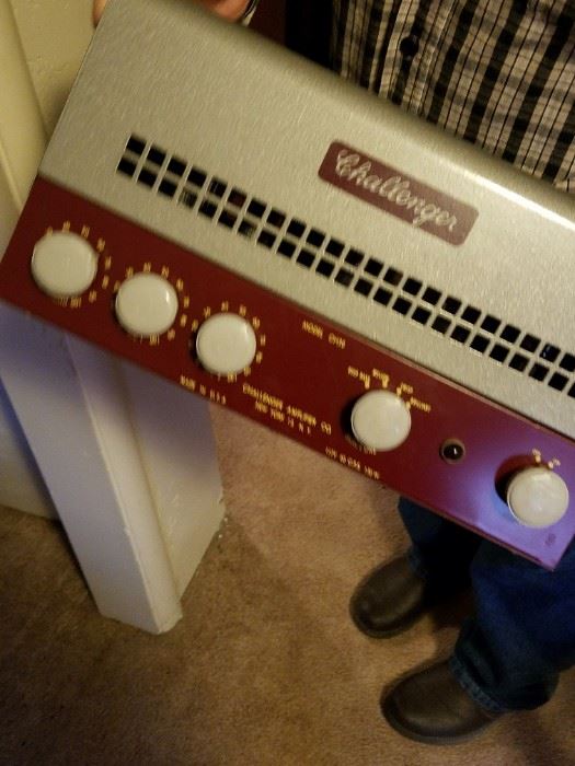 Medfor OR Challenger tube amp, Magnavox tube mono console, LPs ...
