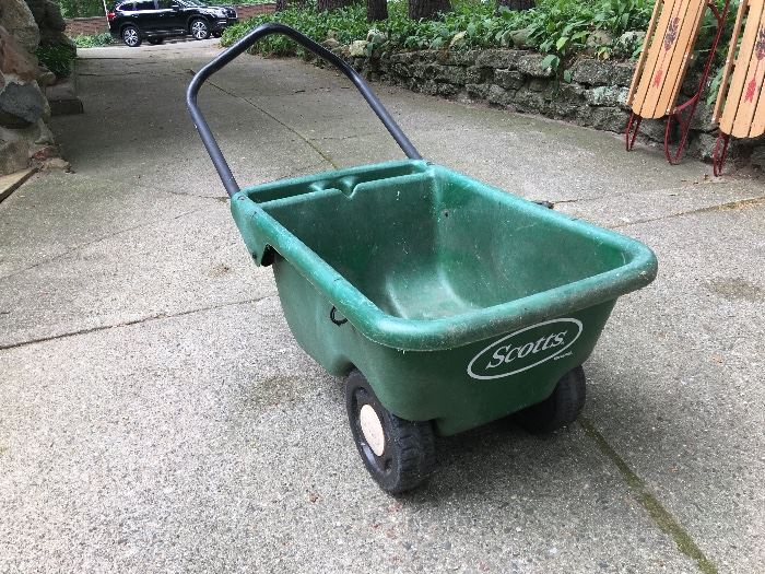 Moving Sale in Comstock Park, MI starts on 8/29/2018