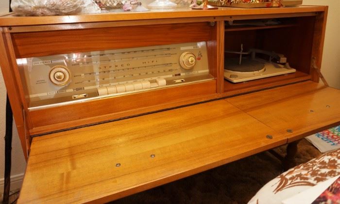 Another pop-up sale in New Braunfels - 50%... starts on 10/11/2018