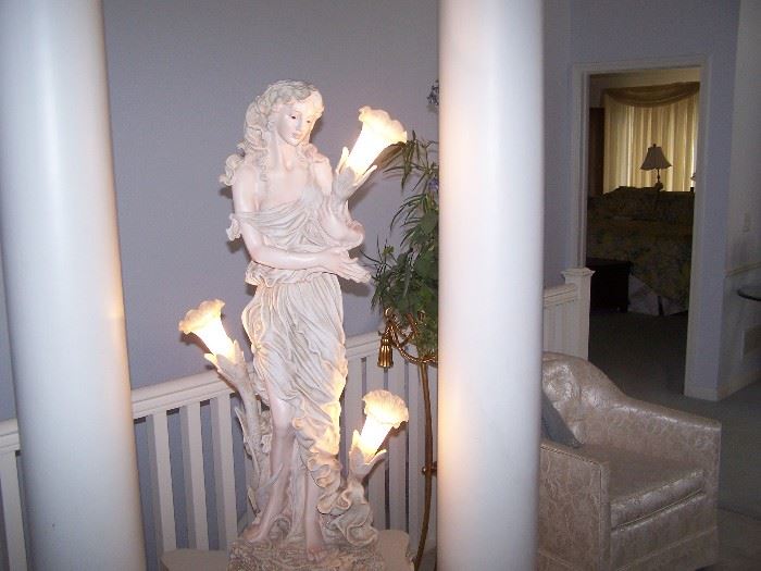 CARRIETOWNE EAST CLOSING CONDO in Toledo, OH starts on 5/4/2019