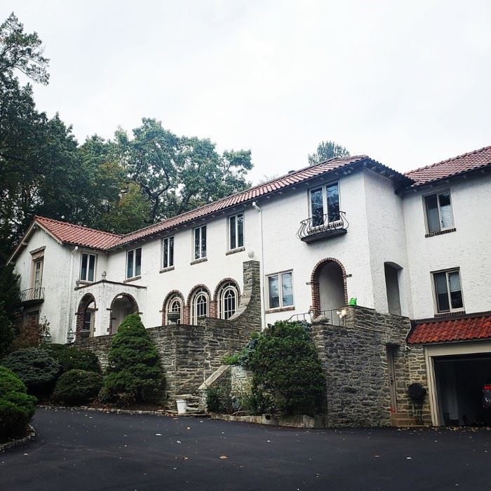 Contents of Main Line Estate in Haverford, PA starts on 10/27/2019