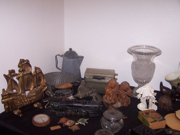 Estate Sale-Antique & Vintage Items, Old... starts on 1/3/2020