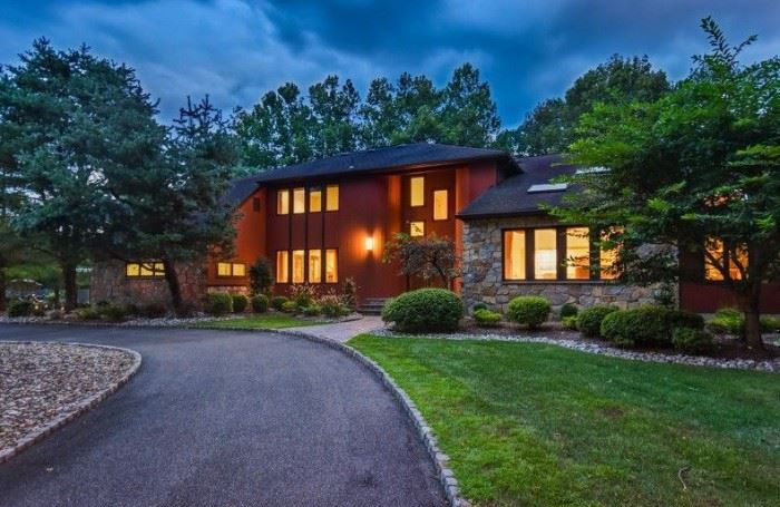 STUNNING - Large House - Florham Park - EVERYTHING... starts on 1/3/2020