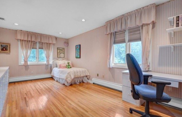 STUNNING - Large House - Florham Park - EVERYTHING... starts on 1/3/2020