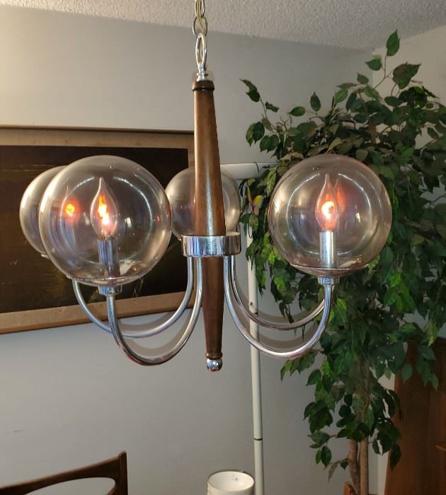 ORLANDO MID-CENTURY ESTATE SALE in Orlando, FL starts on 5/22/2020