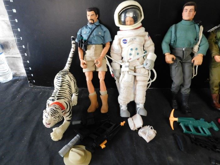 Estate Collection of GI Joe & Model Kits!... starts on 11/7/2020