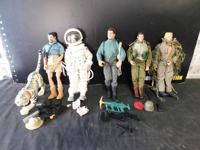 Estate Collection of GI Joe & Model Kits!... starts on 11/7/2020