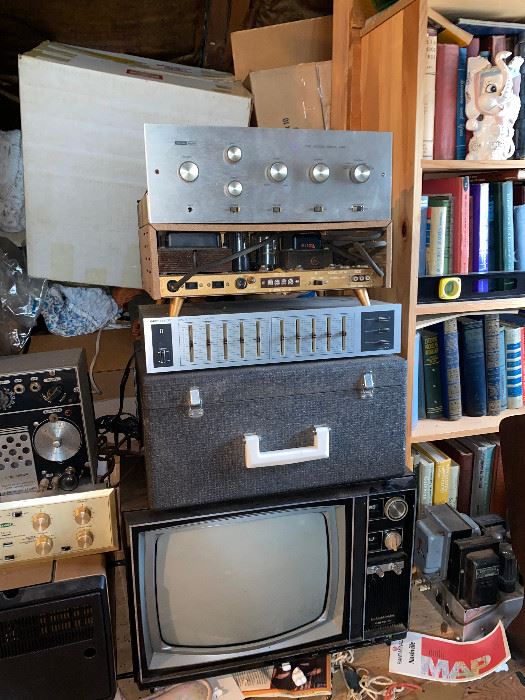 Providence RI Akai RTR Scott & HK tube integrated, Onkyo separates ...