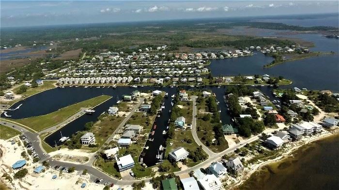 Estate Sale Shell Point Beach in Crawfordville, FL starts on 10/29/2021