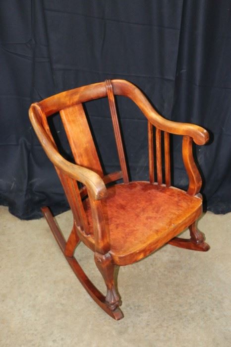 Ozark Picker's TV Show Liquidation starts on 3/26/2022