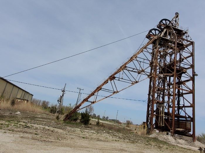 DAY 1-CROWN MINE II LIQUIDATION/SURPLUS ONLINE... starts on 6/2/2022