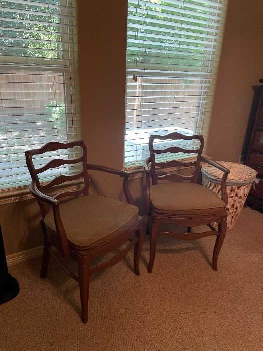 Spring Estate Sale - Collectibles starts on 6/11/2022