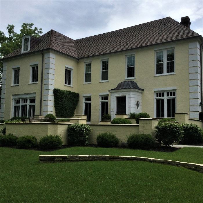 Beyond The Bluff Conducted Sales in Lake Forest, IL starts on 7/23/2022