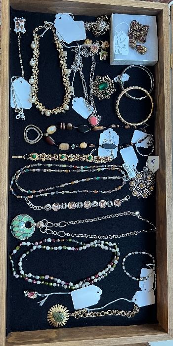 Amazing Finds in Shoreline starts on 7/22/2022