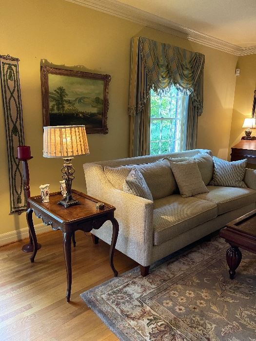 Living Estate Sale by The Junque Ladies starts on 9/1/2022