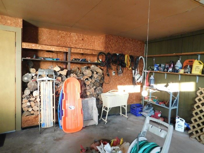 Blake Estate - Complete House, Basement, Garage starts on 9/2/2022