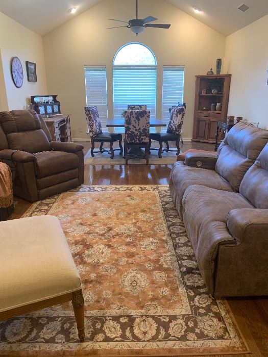 Golden Girls Estate Sale in Bandera, TX starts on 9/16/2022