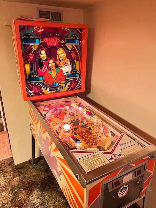 CLEVES HOME DECOR SALE in Cincinnati, OH starts on 9/30/2022