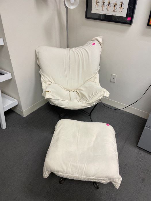 Office Downsizing--EVERYTHING MUST GO starts on 10/7/2022