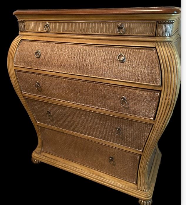 Sports Memorabilia, Art Work, Great Collectables... starts on 10/7/2022