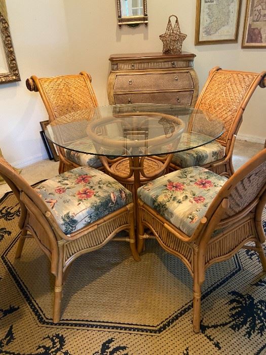 Sports Memorabilia, Art Work, Great Collectables... starts on 10/7/2022