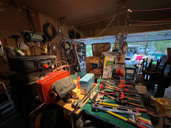 Huge Home Clean Out Sale in Easton, CT starts on 10/22/2022