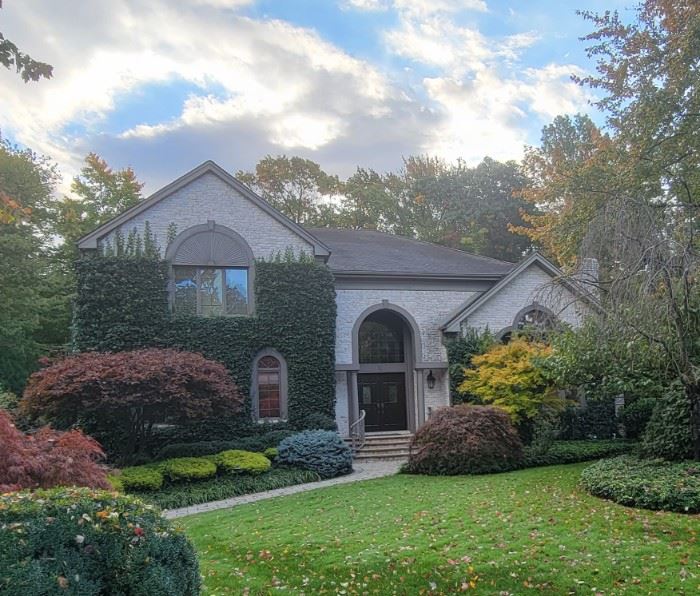 STEEPLECHASE Estate Sales & Services is thrilled... starts on 10/22/2022