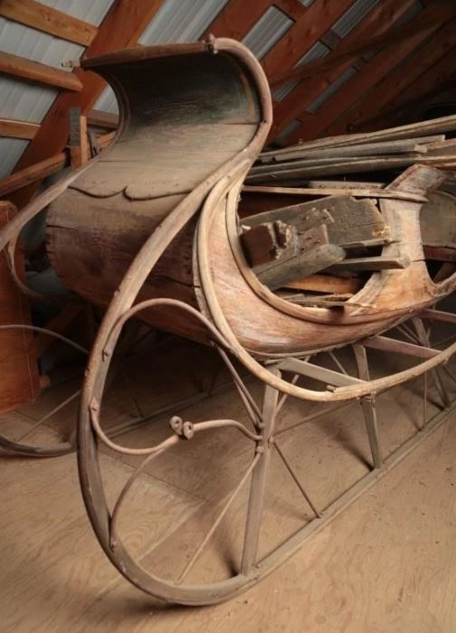 Coulter Estate-Antiques, Carriages, Primitives,... starts on 10/26/2022
