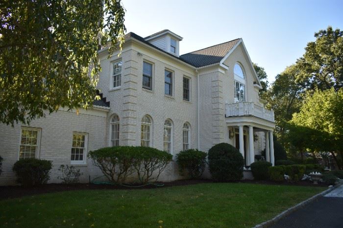 Fairfield Mansion Estate Sale starts on 11/12/2022
