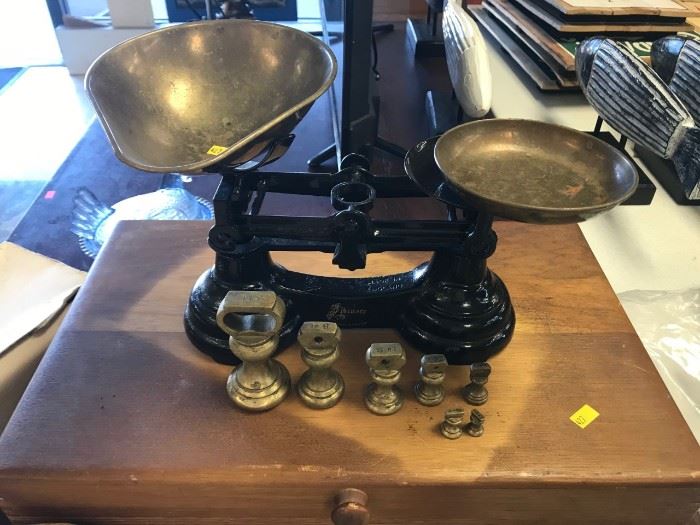 Friday Night General Auction in Ocala, FL starts on 12/30/2022