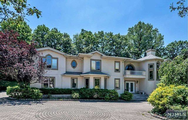 Ann's Tag Sales - Alpine Moving Sale starts on 1/6/2023