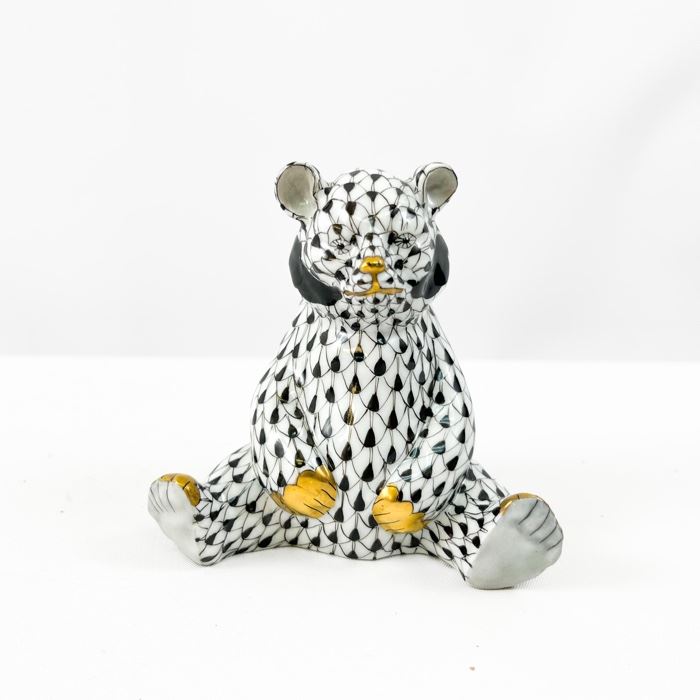 Ararity Auction's Weekly Weird Treasures Sale! starts on 1/3/2023