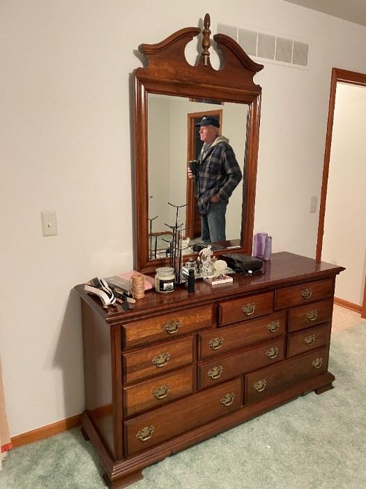 Armada Estate Sale starts on 4/14/2023