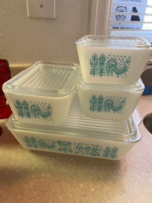 ***ALL VINTAGE*** Christmas, Pyrex, Furniture,... starts on 2/13/2023