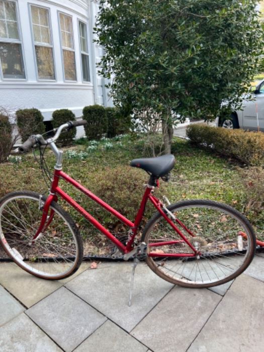 Fortnightly Club Estate Sale in Summit, NJ starts on 3/25/2023