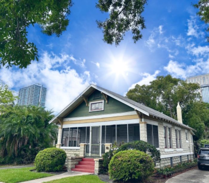 The Posh Peacock will be in Lake Eola Heights! starts on 3/17/2023