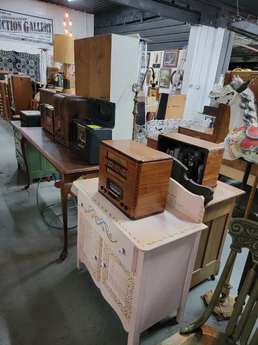 Spring Antique & Collectibles Auction starts on 4/13/2023