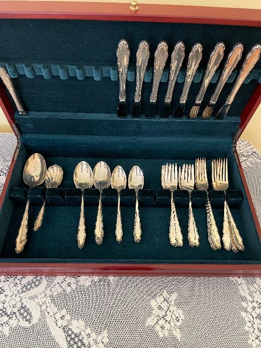 Moving Sale by The Junque Ladies in Ashland, KY starts on 4/13/2023