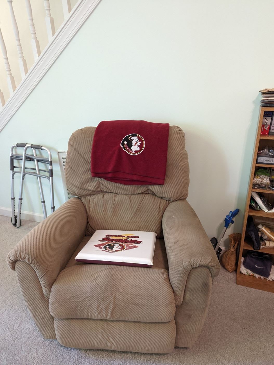 Vintage Dolls, Florida State Gear, Furniture... starts on 4/22/2023