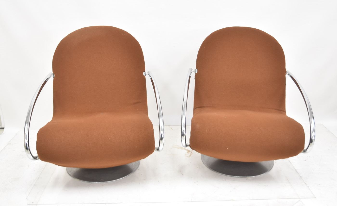 Antique & Mid Century Modern Auction starts on 5/2/2023